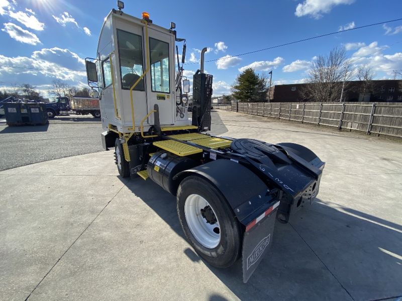 2022 Autocar ACTT42 - Bergey's Truck Centers: Medium & Heavy Duty ...