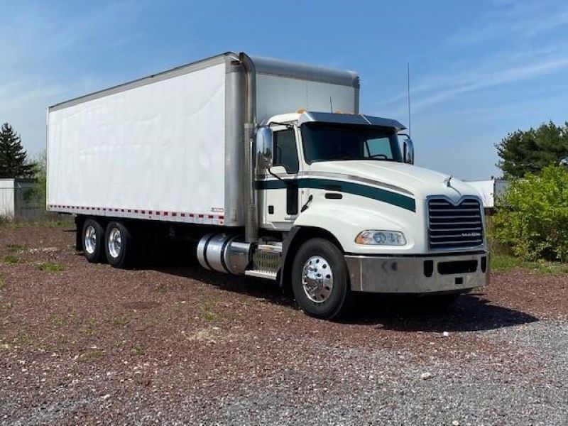 2013 MACK PINNACLE CXU613 - Bergey's Truck Centers: Medium & Heavy Duty ...