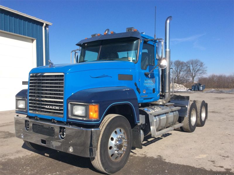 2017 MACK PINNACLE CHU613 - Bergey's Truck Centers: Medium & Heavy Duty ...
