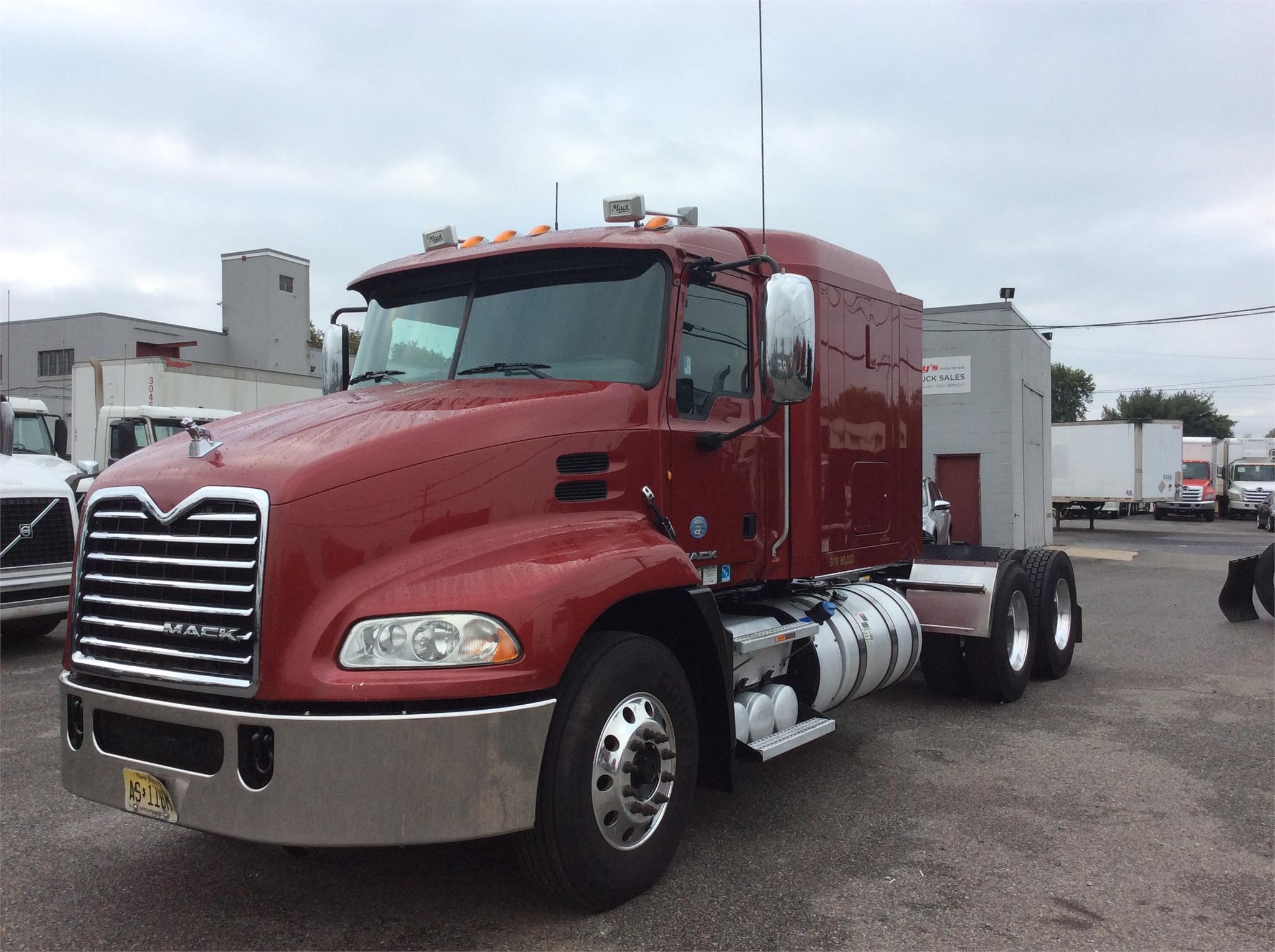 2016 MACK PINNACLE CXU613 - Bergey's Truck Centers: Medium & Heavy Duty ...