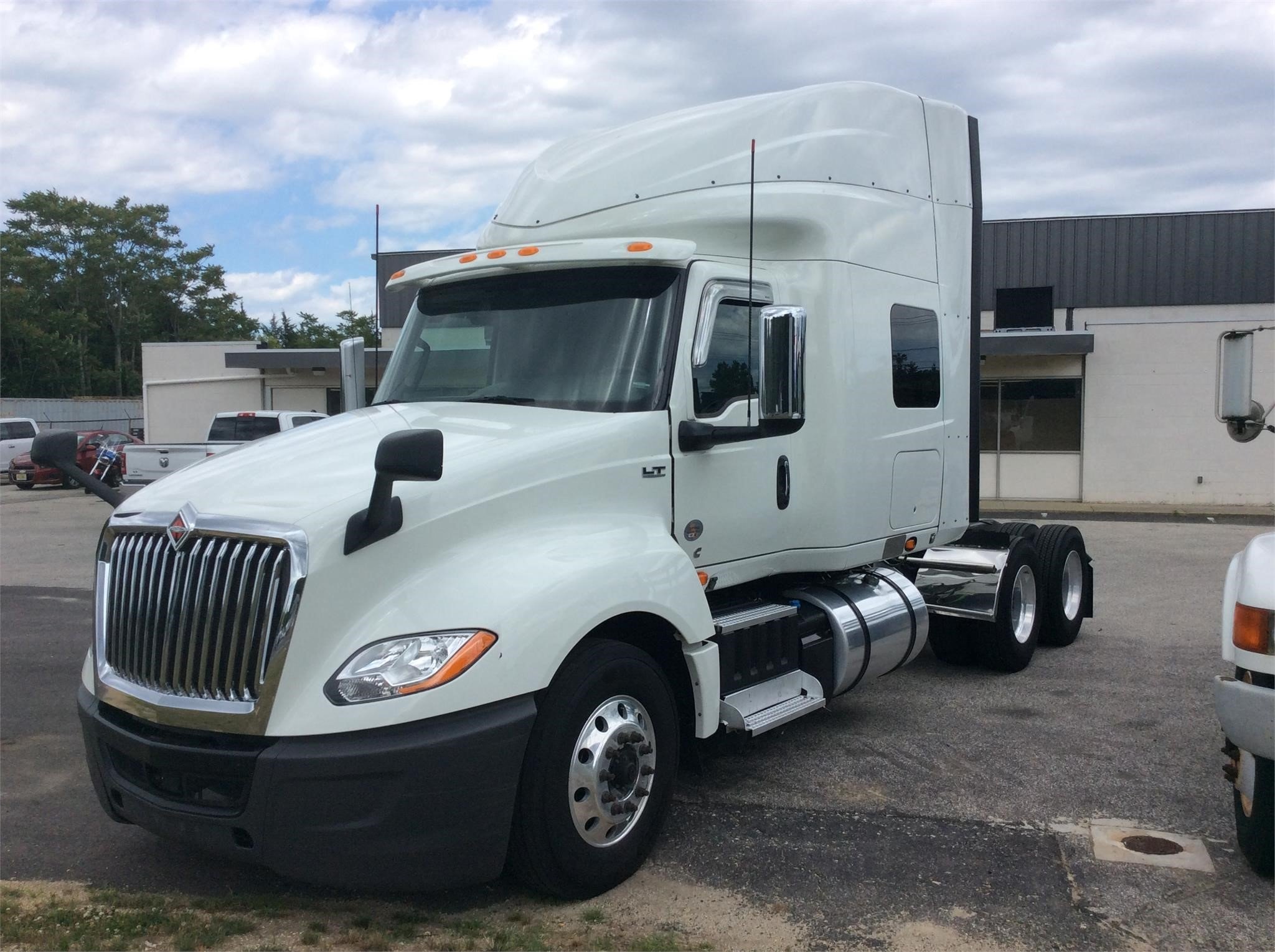 2020 INTERNATIONAL LT - Bergey's Truck Centers: Medium & Heavy Duty Commercial Truck Dealer