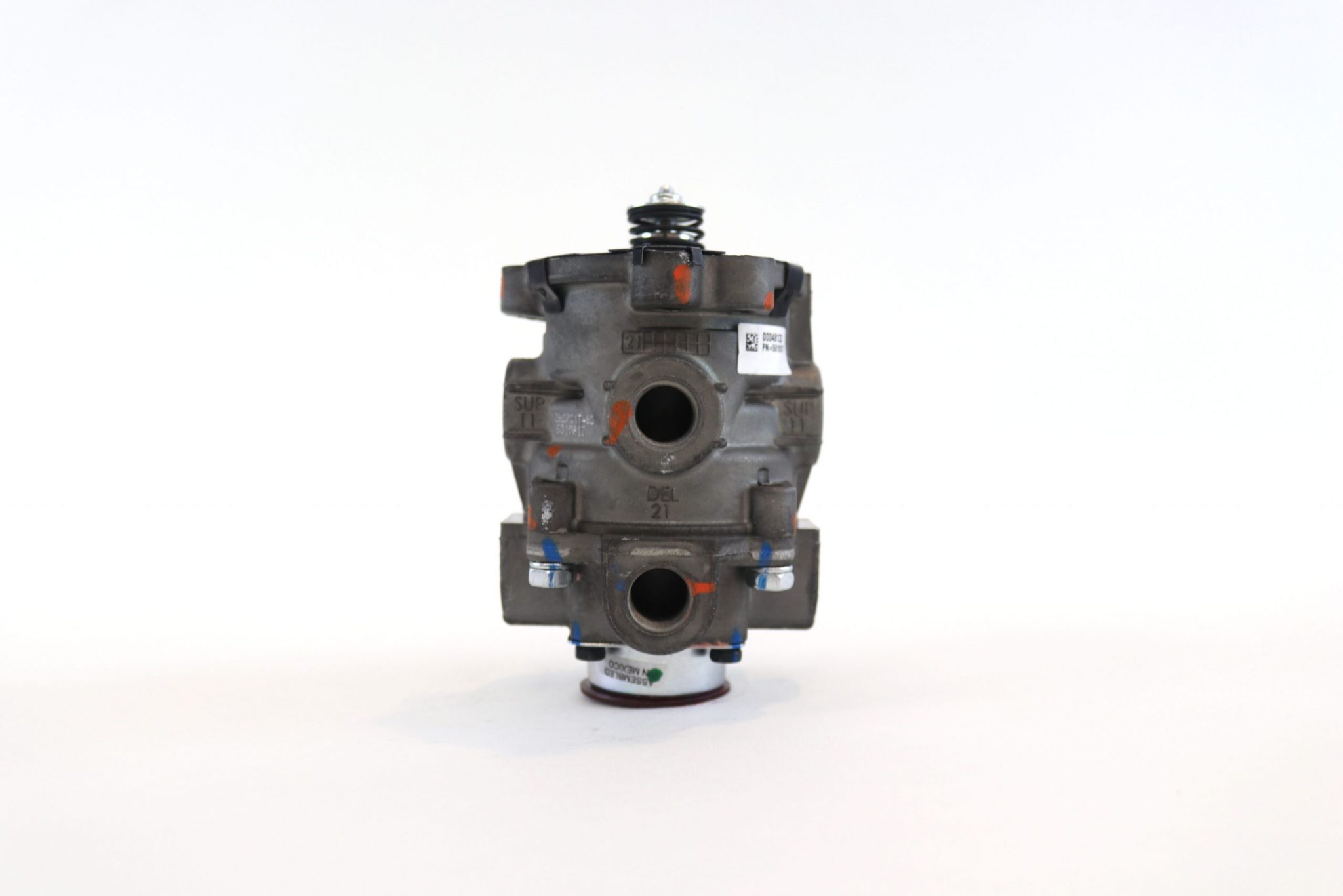 Bendix E6 Foot Brake Valve 802911 - Bergey's Truck Centers: Medium ...