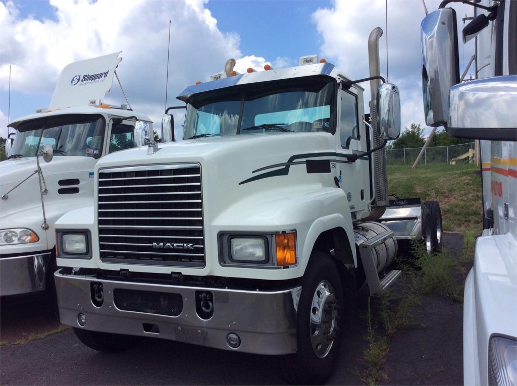 2016 MACK PINNACLE CHU613 - Bergey's Truck Centers: Medium & Heavy Duty ...