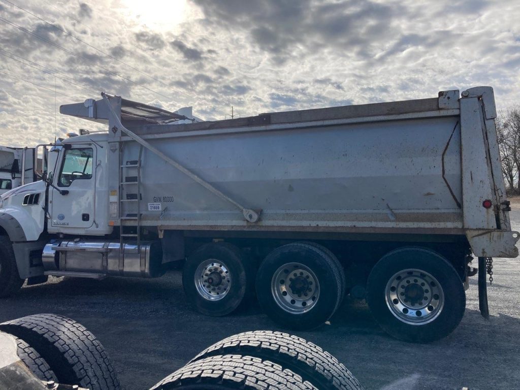 2014 MACK GRANITE GU713 - Bergey's Truck Centers: Medium & Heavy Duty ...