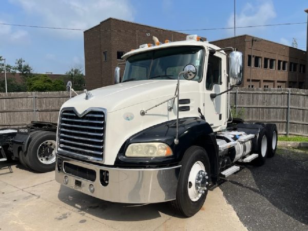 2012 Mack CXU613 - Bergey's Truck Centers: Medium & Heavy Duty ...