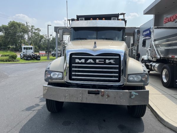 2017 Mack GU713 - Bergey's Truck Centers: Medium & Heavy Duty ...