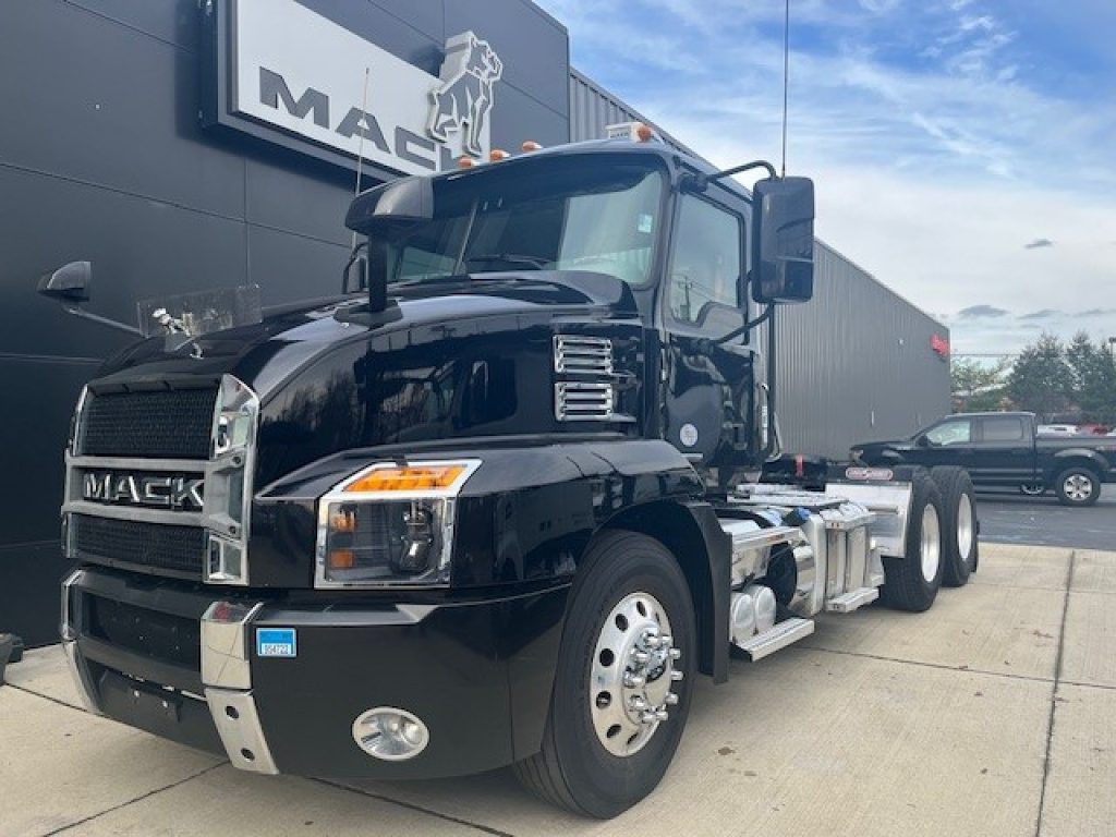 2019 Mack AN64T - Bergey's Truck Centers: Medium & Heavy Duty ...