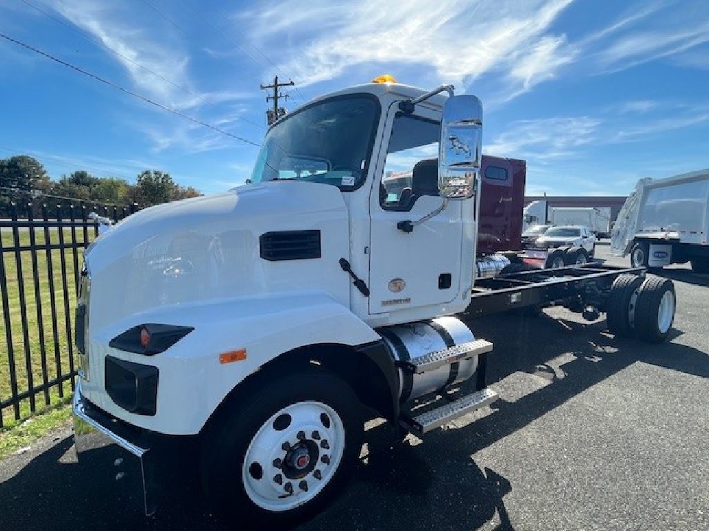 2024 Mack MD642 - Bergey's Truck Centers: Medium & Heavy Duty ...