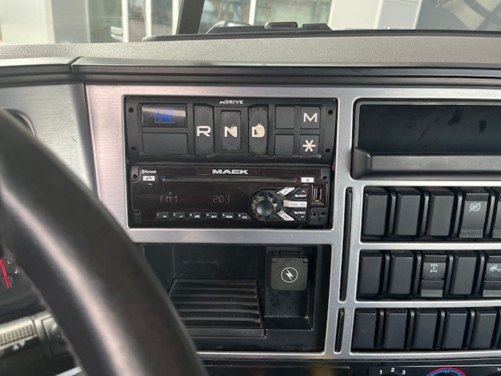 2019 Mack AN64T - Bergey's Truck Centers: Medium & Heavy Duty ...