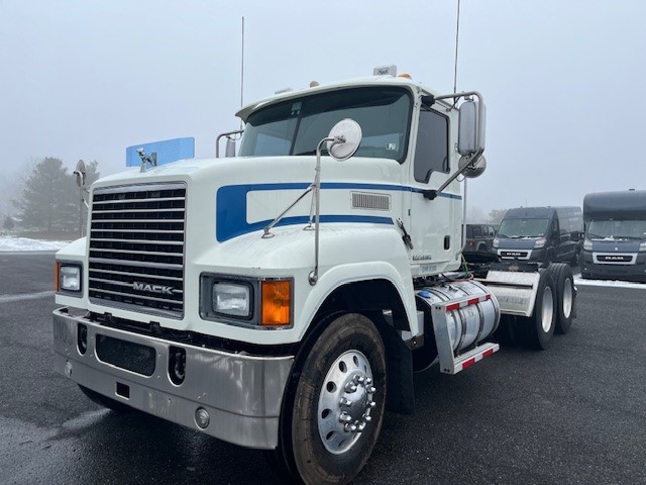 Mack Trucks Inventory - Bergey's Truck Center - PA & NJ