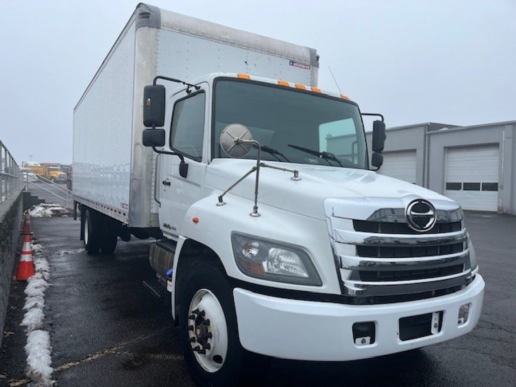 2019 Hino 338 - Bergey's Truck Centers: Medium & Heavy Duty Commercial ...