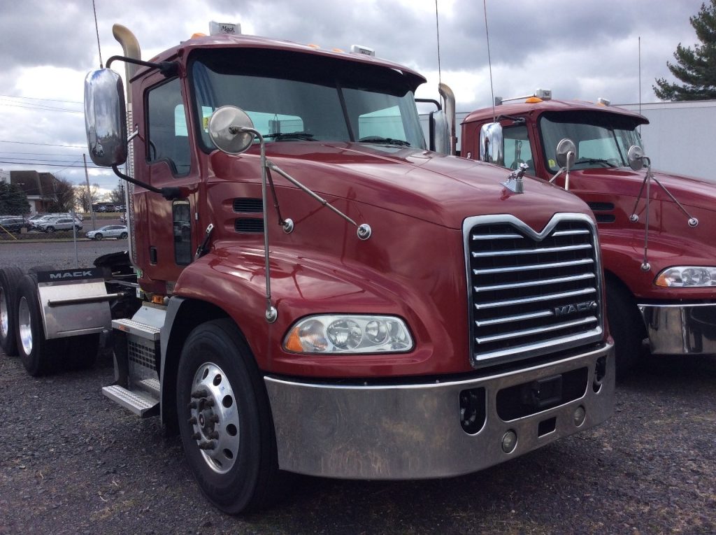 2018 MACK 600 - Bergey's Truck Centers: Medium & Heavy Duty Commercial ...