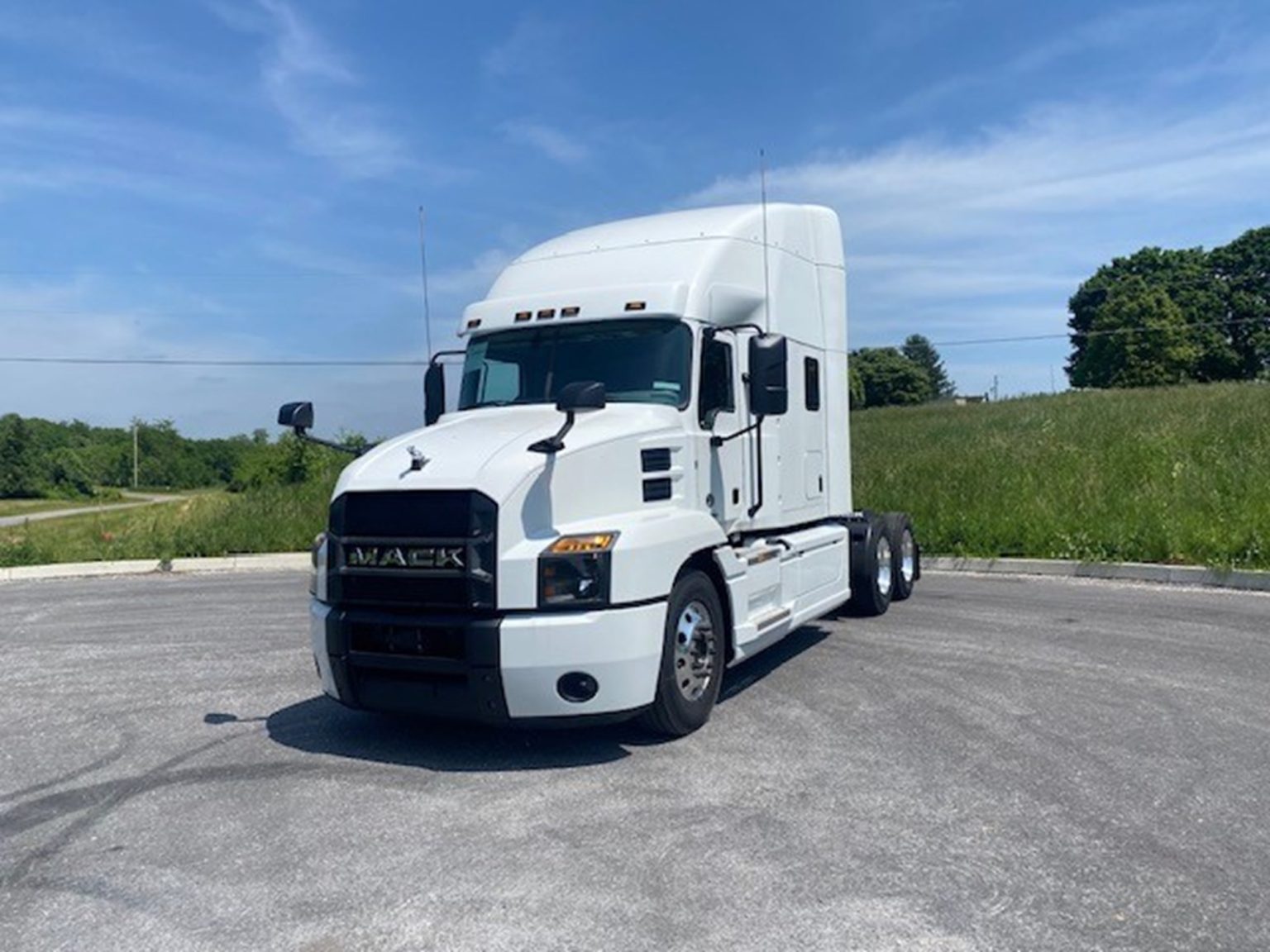 2025 MACK AN64T SLEEPER - Bergey's Truck Centers: Medium & Heavy Duty ...