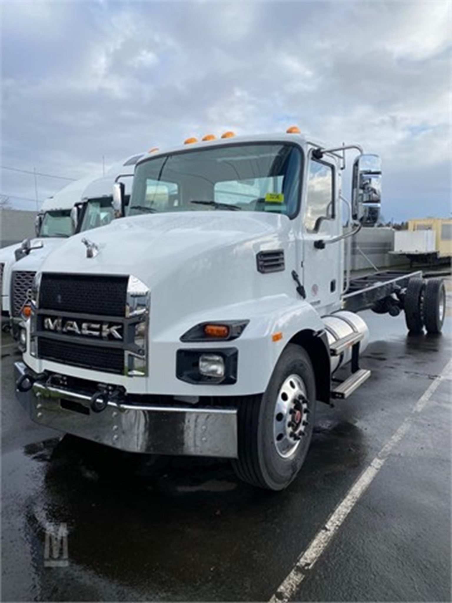 2025 MACK MD742 - Bergey's Truck Centers: Medium & Heavy Duty ...