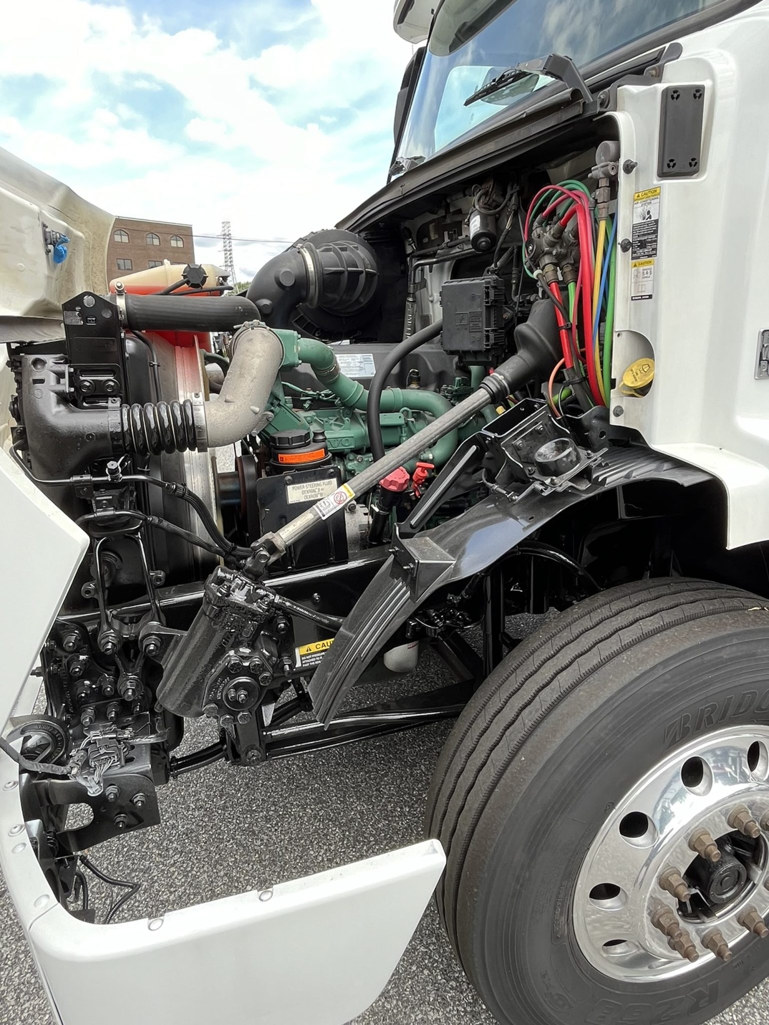 2016 VOLVO VN - Bergey's Truck Centers: Medium & Heavy Duty Commercial ...