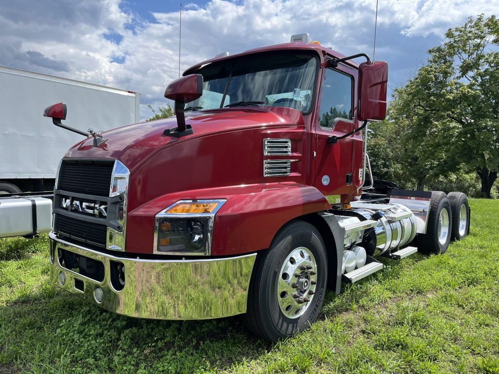 2019 MACK AN62T - Bergey's Truck Centers: Medium & Heavy Duty ...