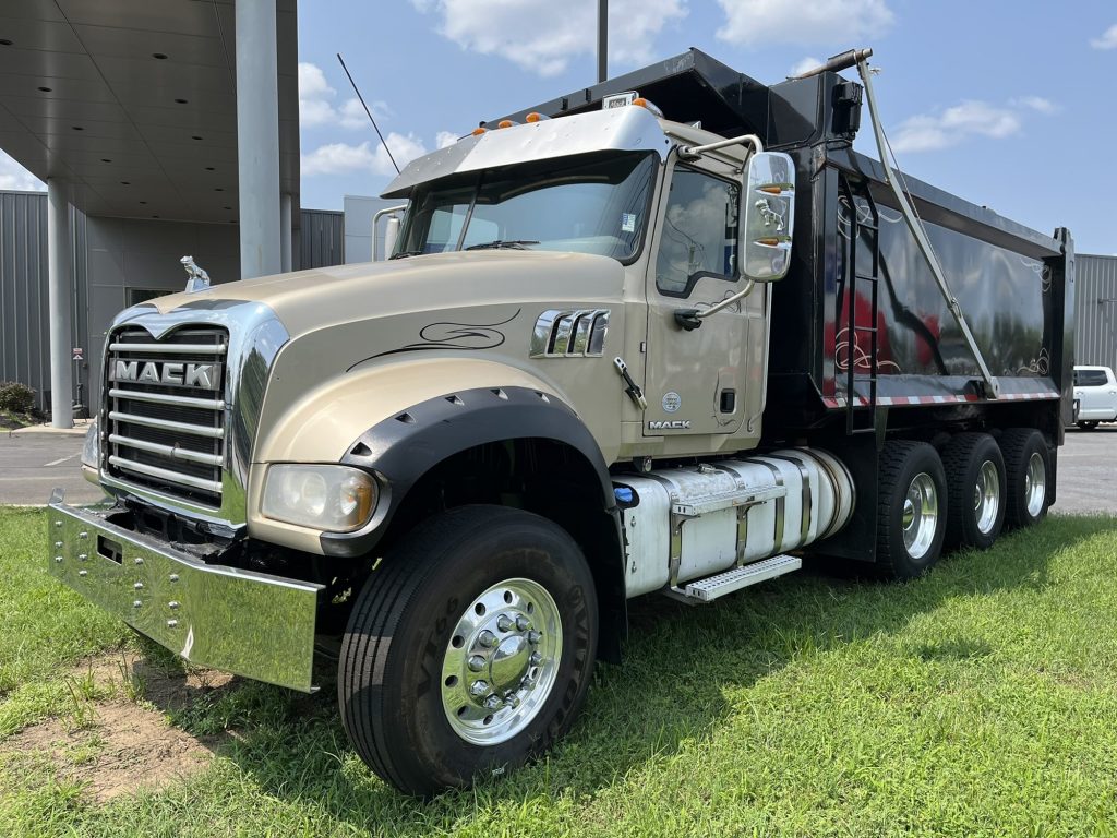 2017 MACK GU713 - Bergey's Truck Centers: Medium & Heavy Duty ...