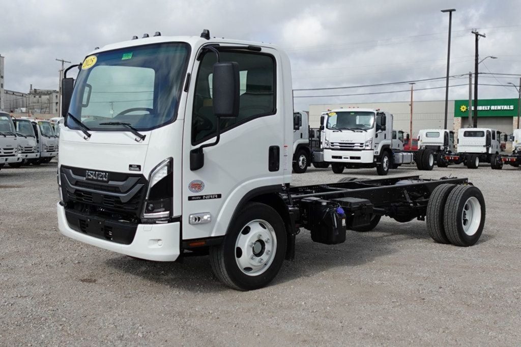 2025 ISUZU NRR GAS - Bergey's Truck Centers: Medium & Heavy Duty Commercial Truck Dealer