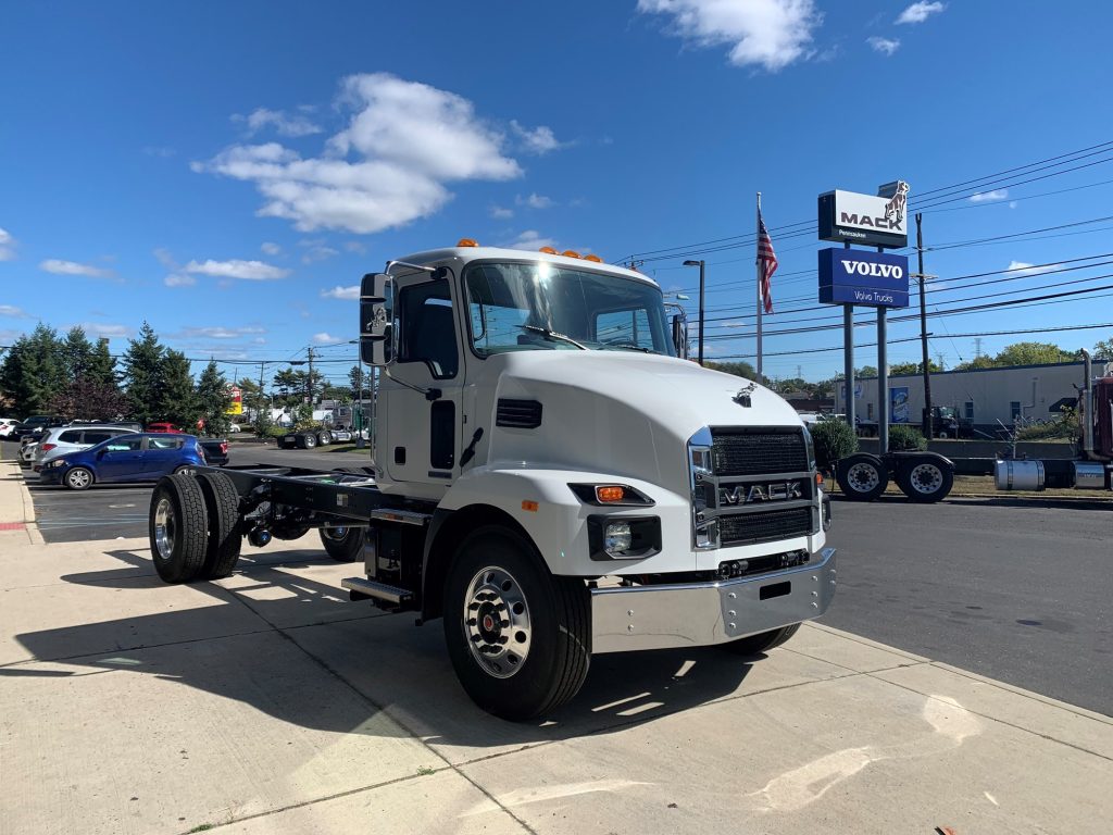 2025 MACK MD742 - Bergey's Truck Centers: Medium & Heavy Duty ...