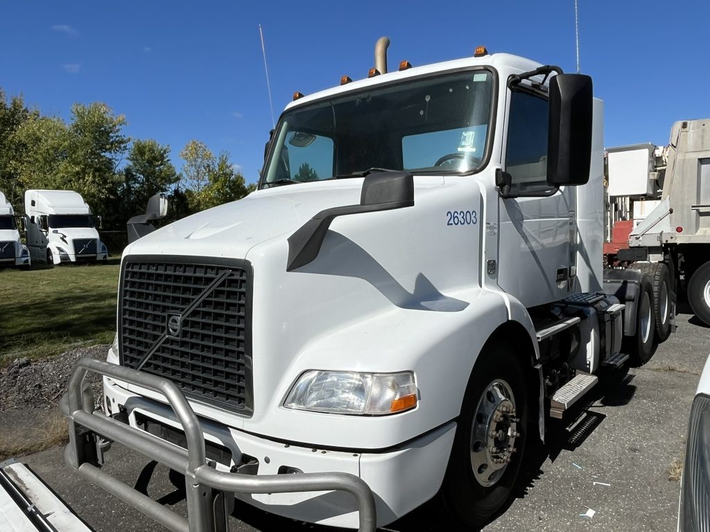2025 Volvo NEW VNL64T860 - Bergey's Truck Centers: Medium & Heavy Duty ...