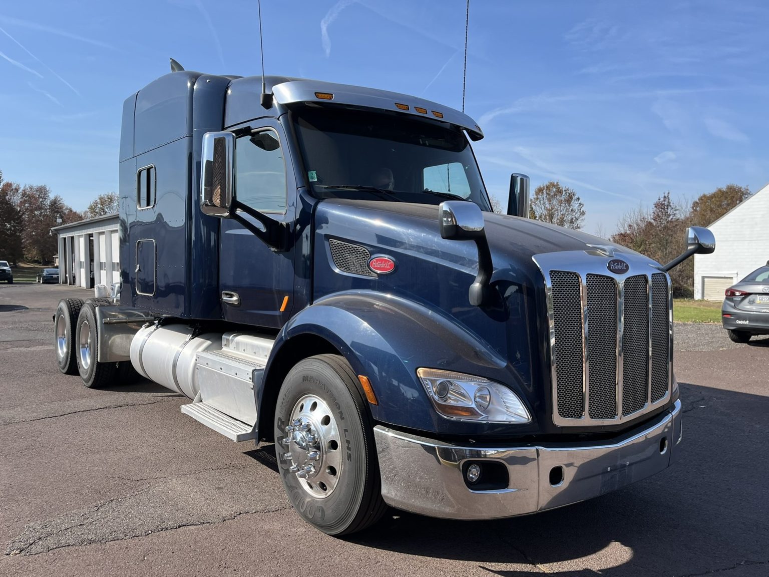2016 PETERBILT 579 - Bergey's Truck Centers: Medium & Heavy Duty ...