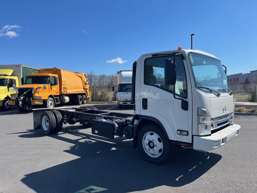 2023 HINO S51/S52 - Bergey's Truck Centers: Medium & Heavy Duty Commercial Truck Dealer