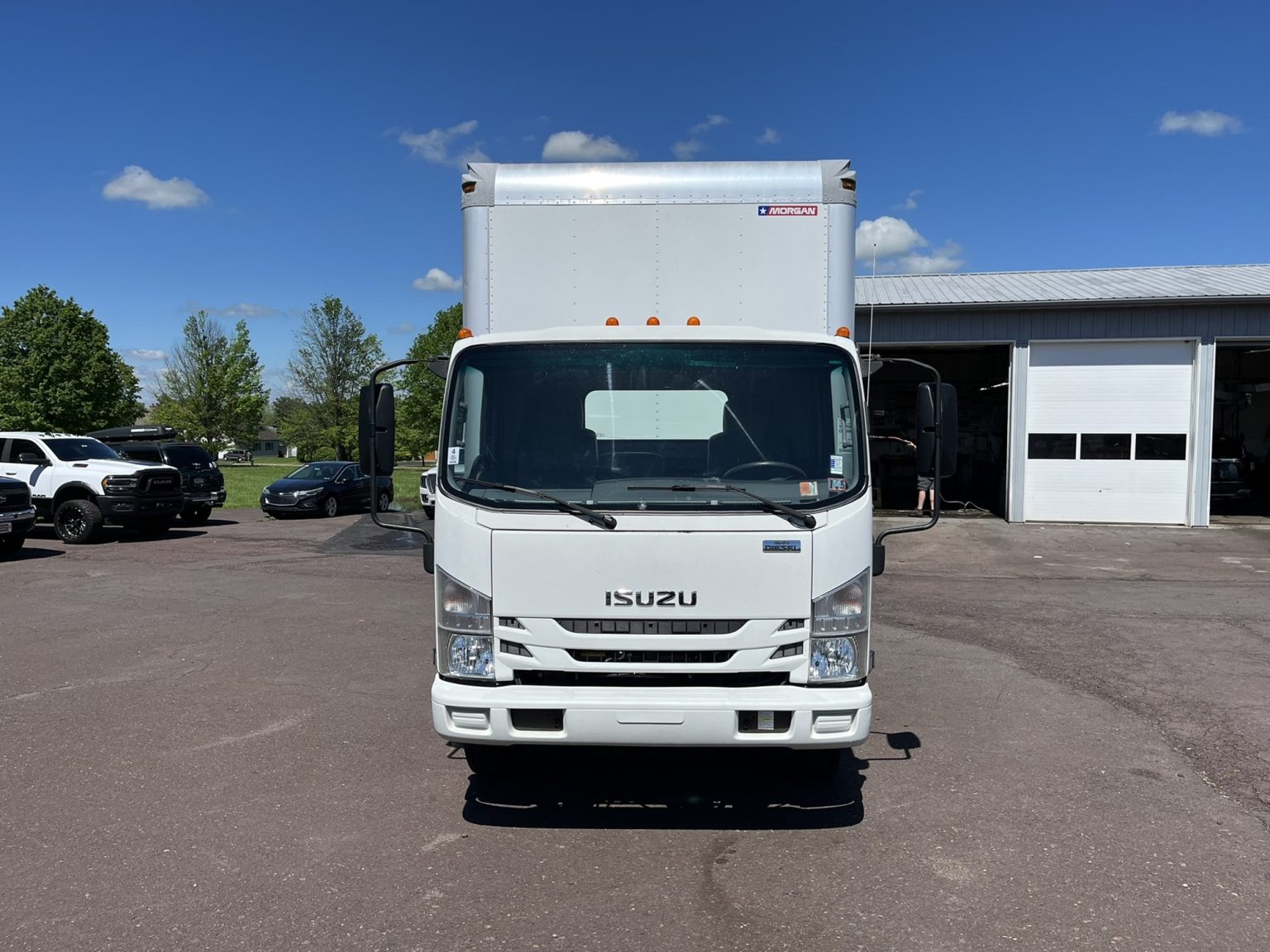 2018 ISUZU NRR REG CAB - Bergey's Truck Centers: Medium & Heavy Duty ...